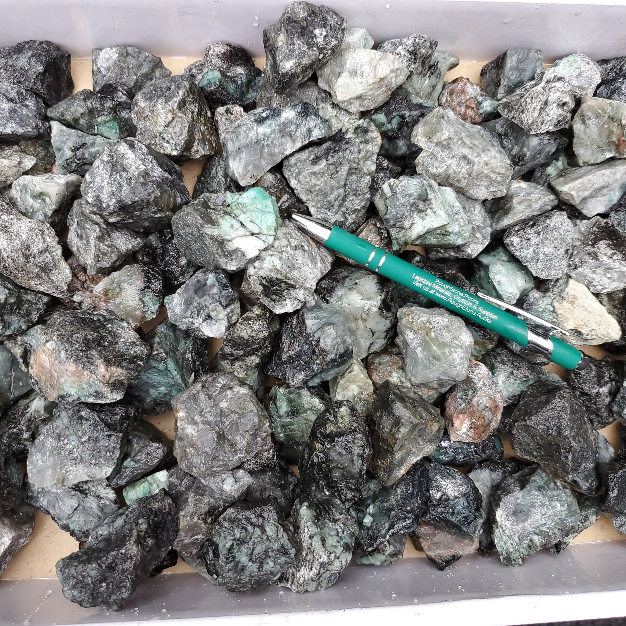 rough emerald properties